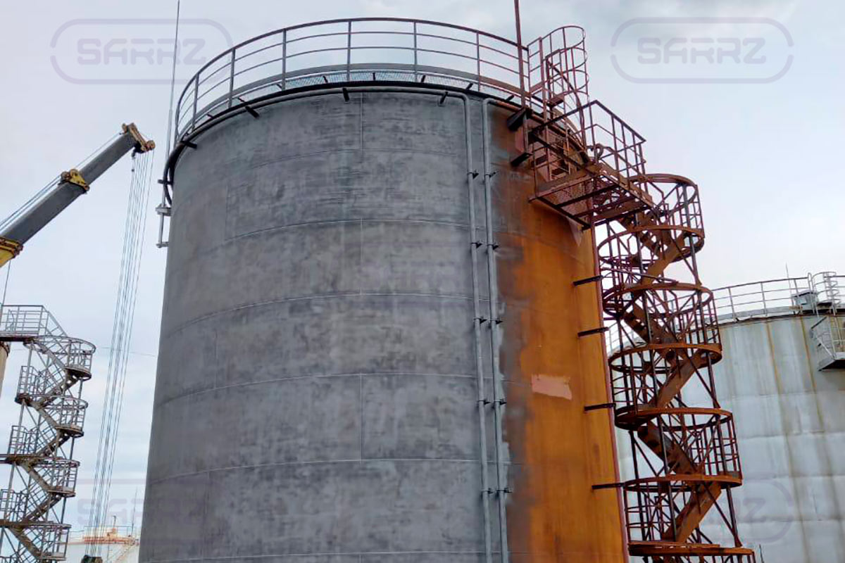 Construction of a vertical crude oil storage tank