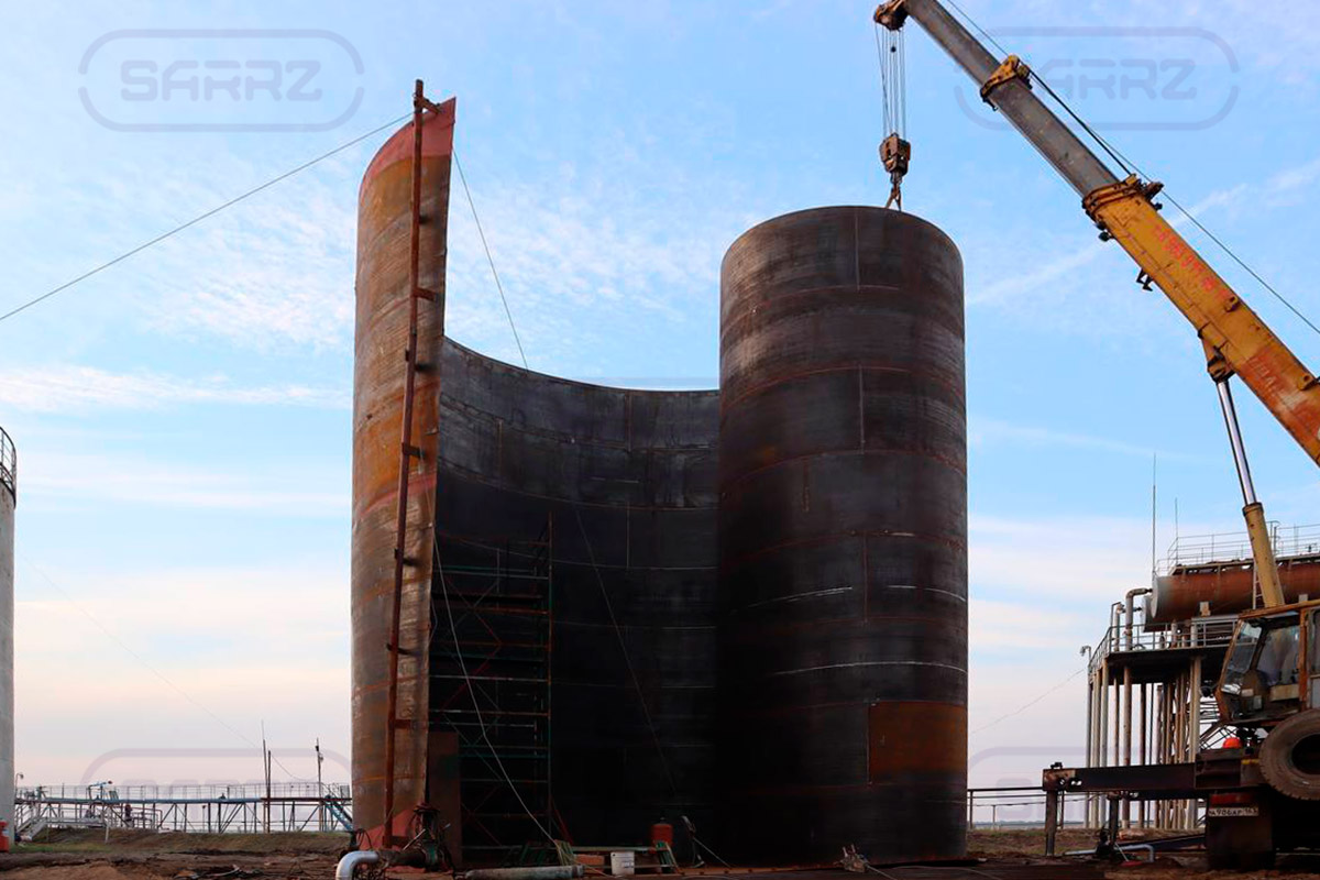 Construction of a vertical crude oil storage tank