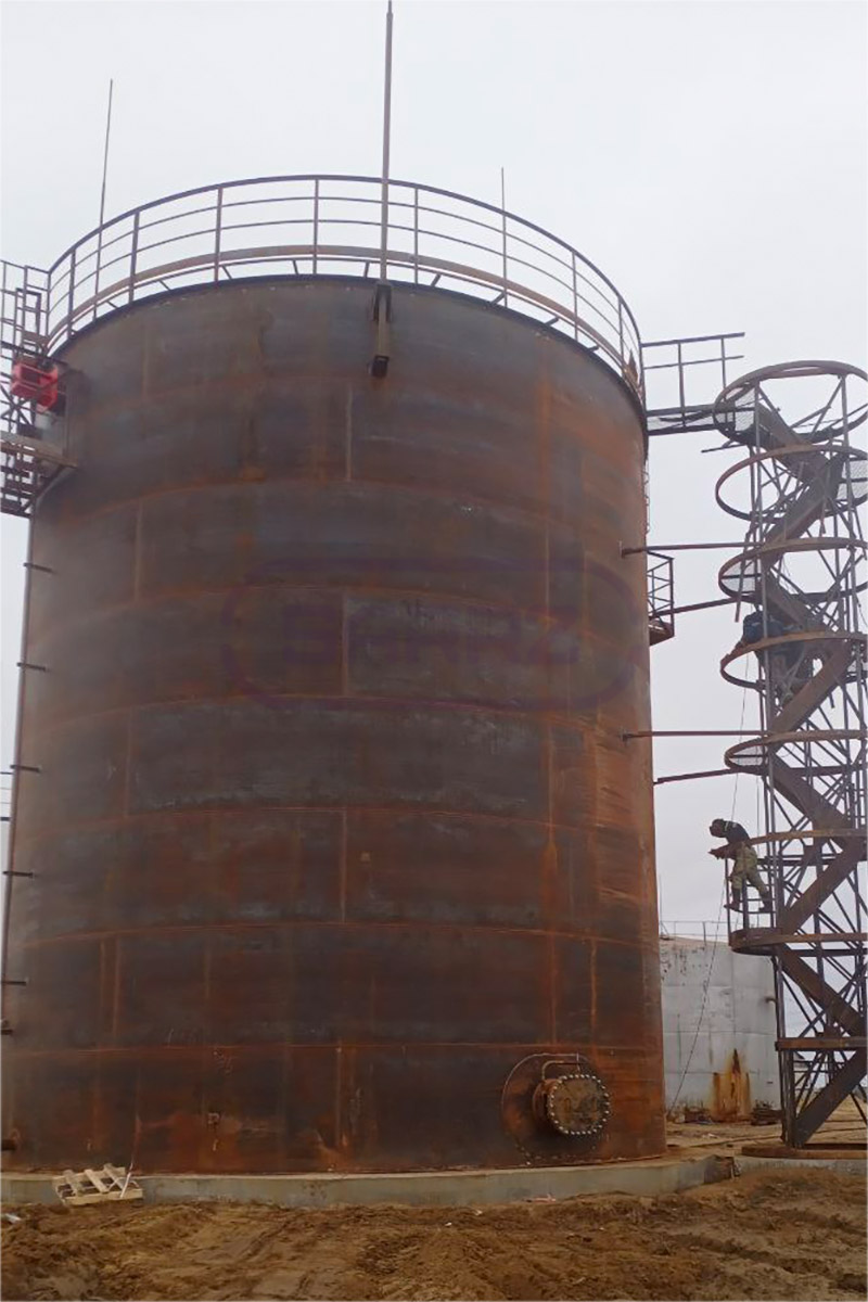 Produced water tank erection in Dagestan